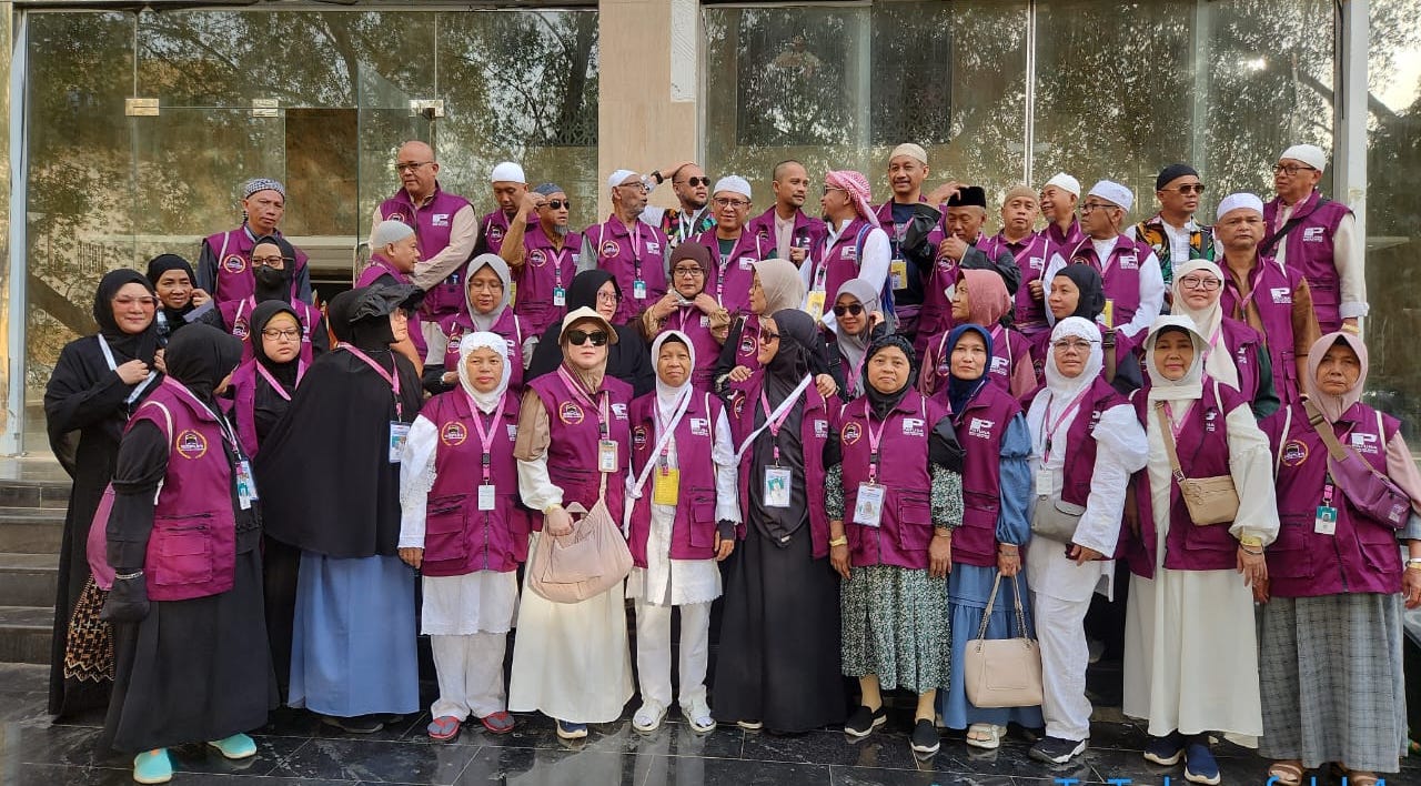 Umrah Biru 2025 – Patuna Travel – Haji Patuna